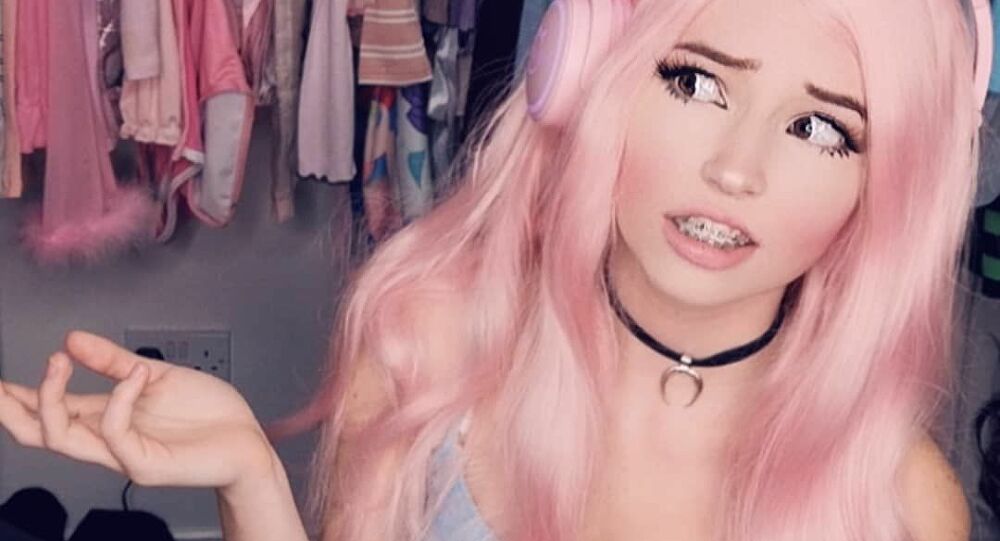 Belle Delphine es bloqueada en YouTube por contenido explícito | Epic Network